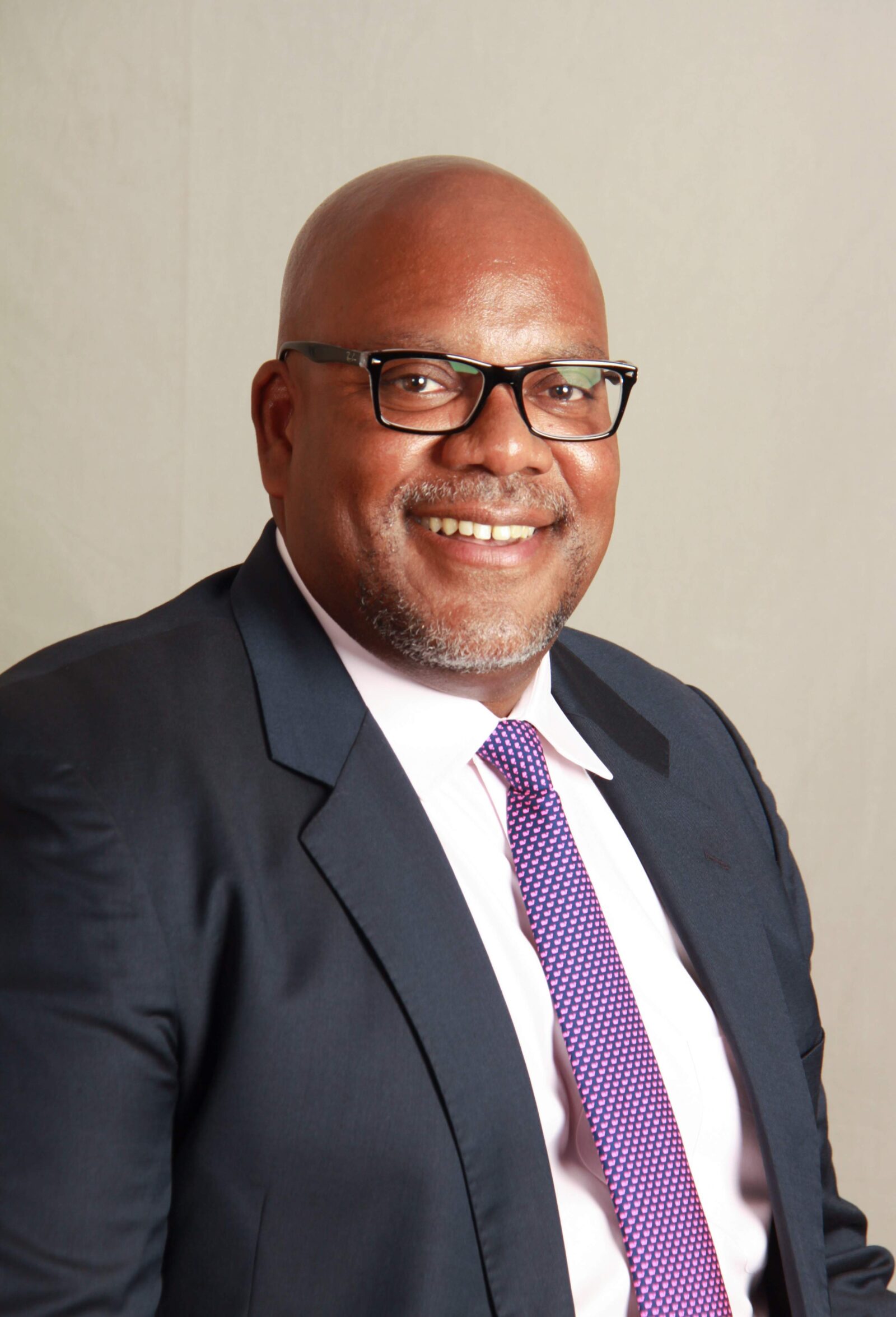 Movers and shakers - RG Magazines