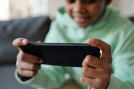 Don’t overdo screen time - RG Magazines